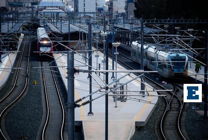 Ο σιδηρόδρομος αλλάζει στα χαρτιά - Στην πράξη, σταθμοί χωρίς τουαλέτες ...
