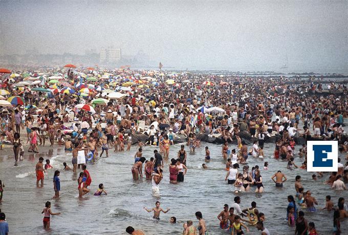 Τελικά ανησυχούν οι Έλληνες για τον υπερτουρισμό; Τα αποτελέσματα ...