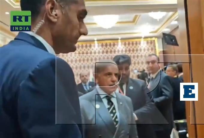 Πρωτοφανές: Ο πρωθυπουργός του Πακιστάν εισέβαλε απρόσκλητος στη ...