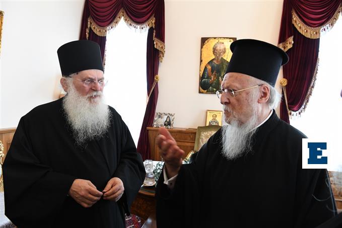 Ο ηγούμενος της Μονής Βατοπεδίου και Αγιορείτες πατέρες στο Φανάρι | Έθνος