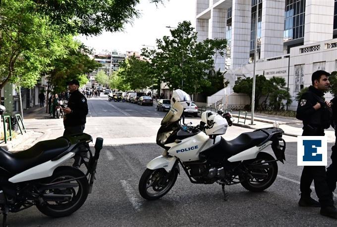 Μακάβριο εύρημα: 77χρονος είχε στην κατοχή του έμβρυο σε φιάλη | Έθνος