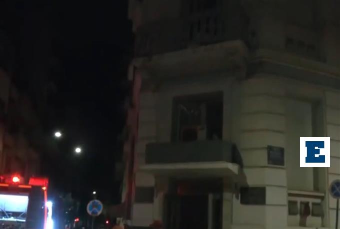 Φωτιά σε εγκαταλελειμμένο ξενοδοχείο στο κέντρο της Αθήνας | Έθνος