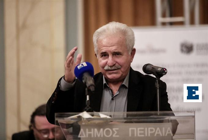 Κώστας Λαλιώτης για το βιβλίο του Μίμη Ανδρουλάκη «Πριν σβήσουν τα φώτα ...