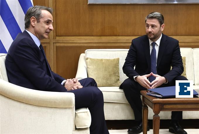 Το ΠΑΣΟΚ συνεχίζει το κοινοβουλευτικό πρέσινγκ και τη νέα χρονιά | Έθνος